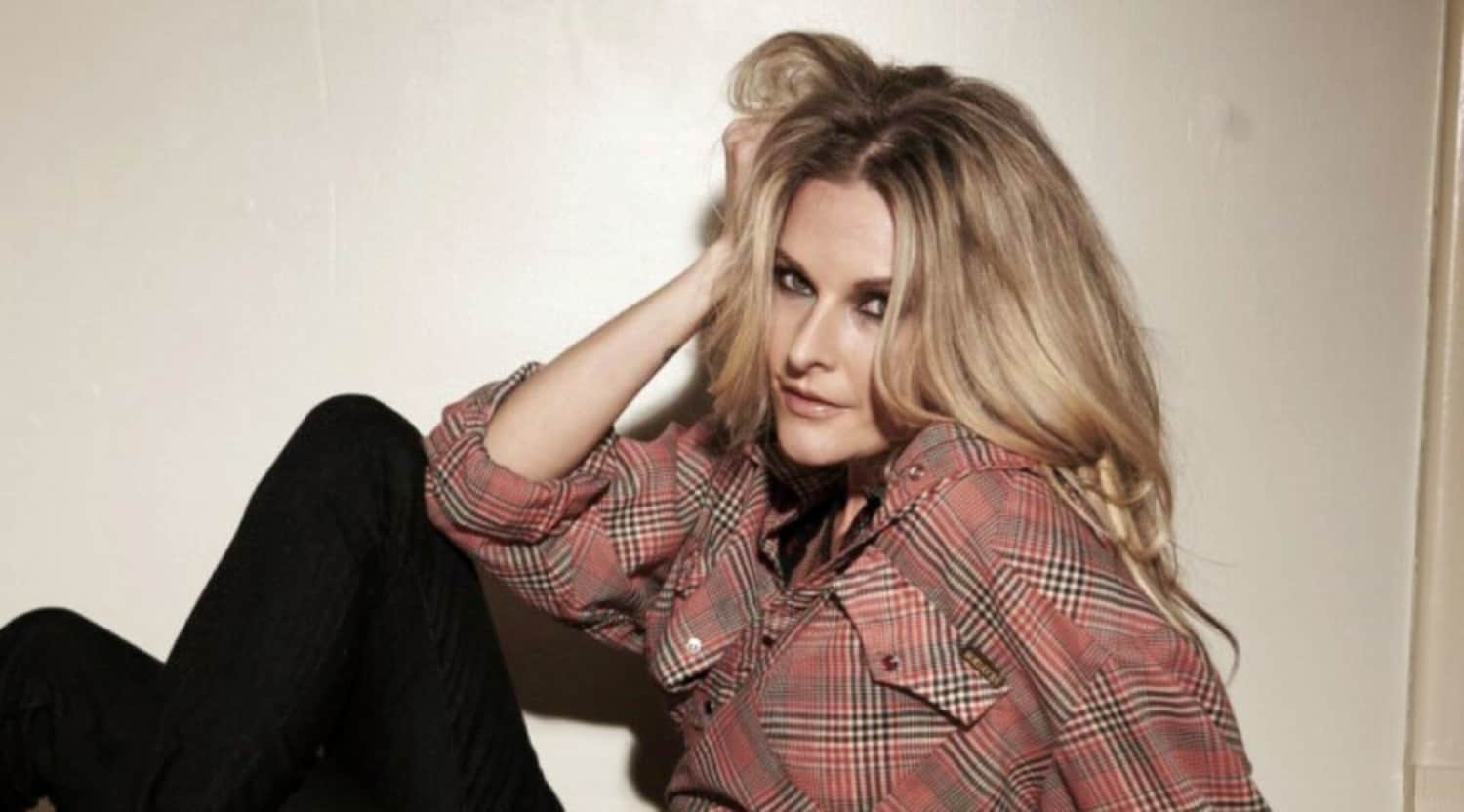 Elizabeth Cook Tickets - Elizabeth Cook Concert Tickets and Tour Dates ...