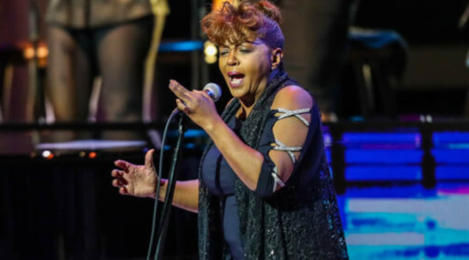 Anita Baker Tickets - Anita Baker Concert Tickets and Tour Dates - StubHub