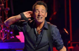 Bruce Springsteen Tickets - Bruce Springsteen Tour Dates on StubHub!