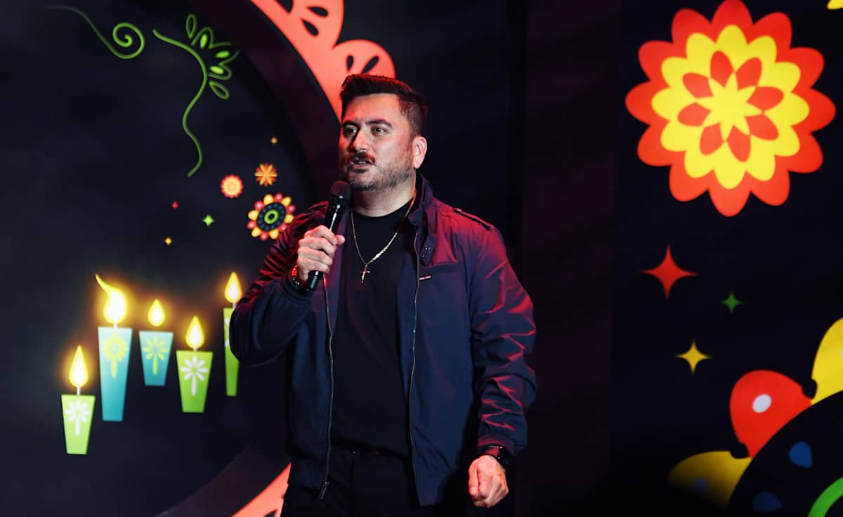 Alfred Robles Tickets - StubHub