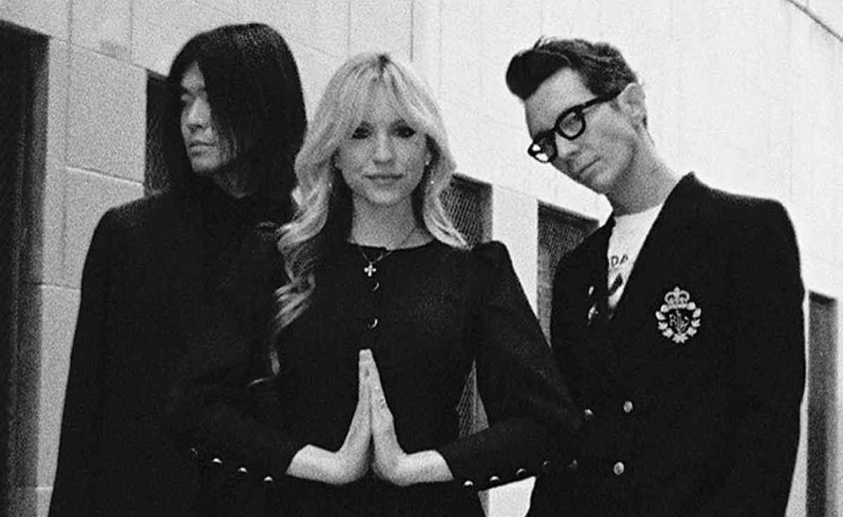 Sunday (1994) Tickets