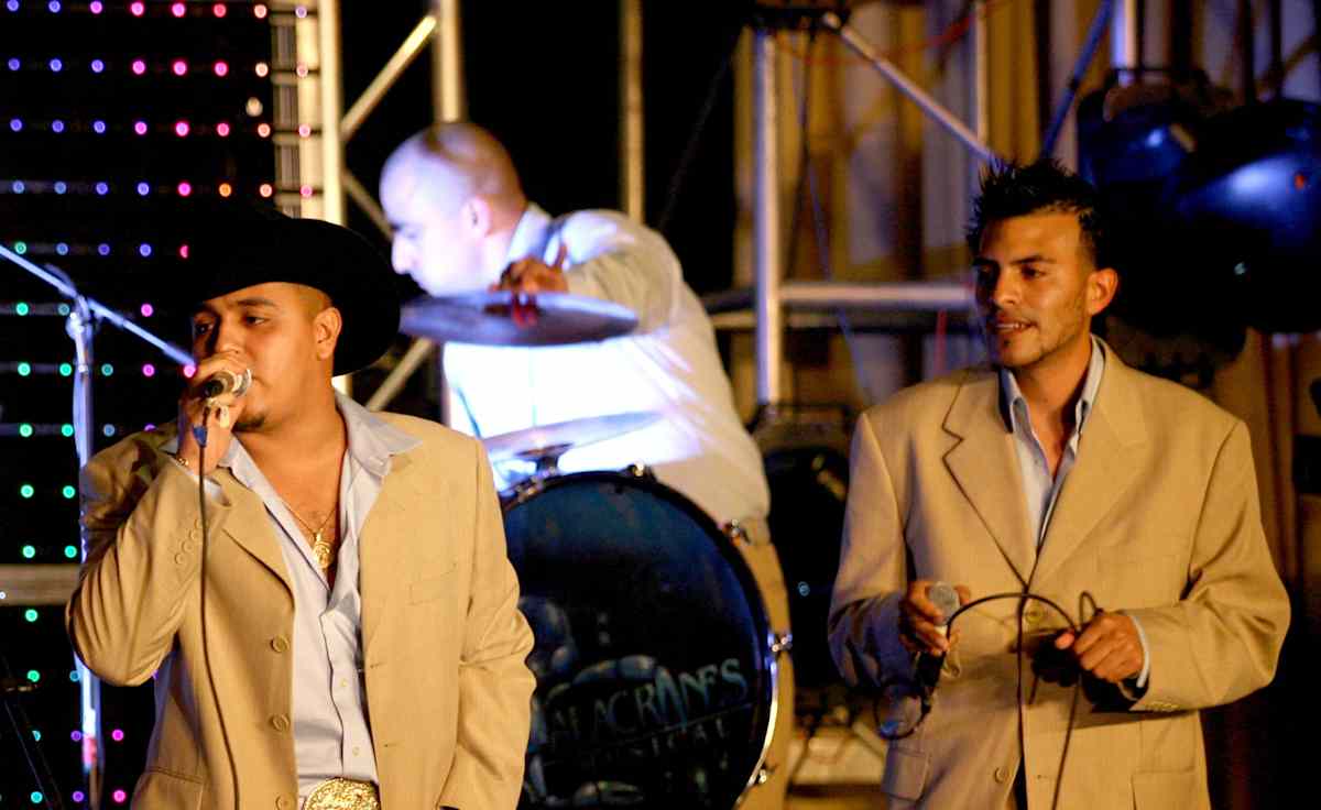 Alacranes Musical Tickets