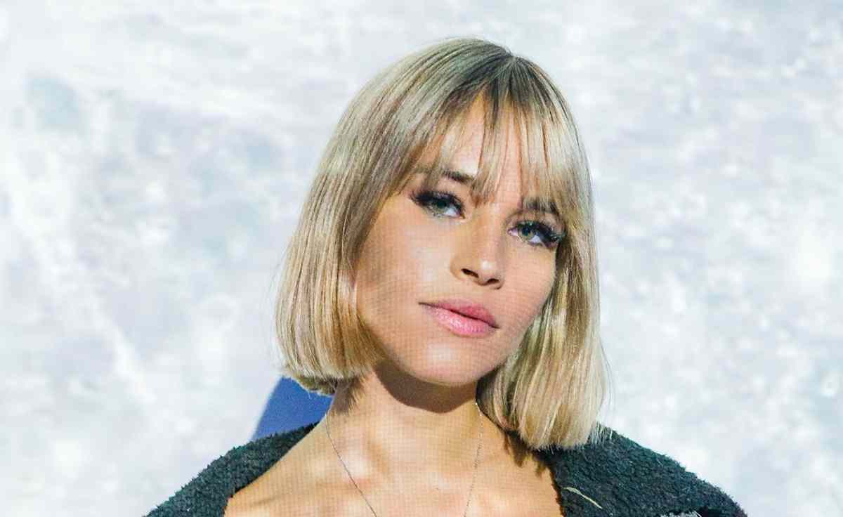 Layla Benitez Tickets
