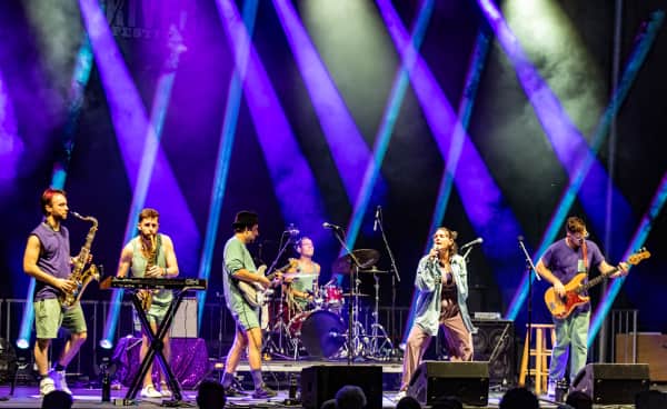 Sammy Rae & The Friends Tickets