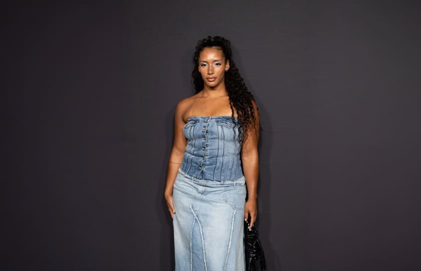 Naomi Sharon Tickets