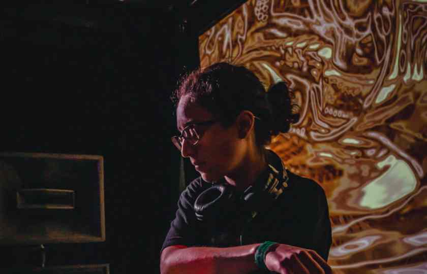 Entangled Mind Tickets