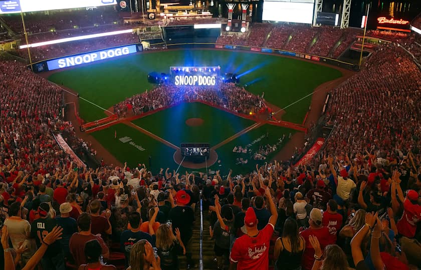 Snoop Dogg Post-Game Concert Tickets - StubHub