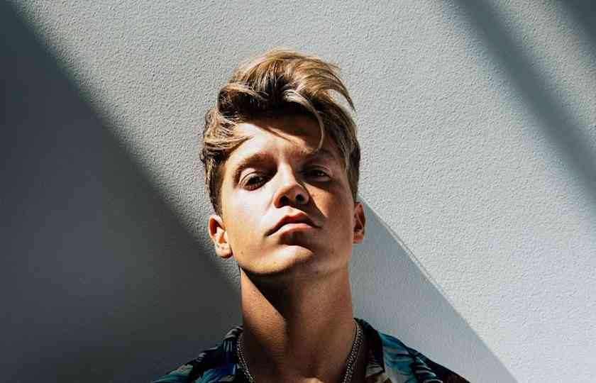 Jamie Miller Tickets