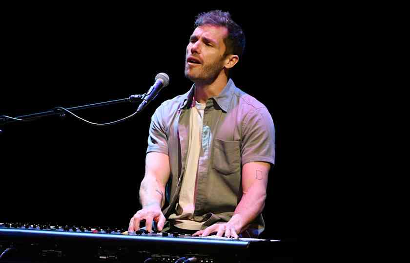 jon mclaughlin tour