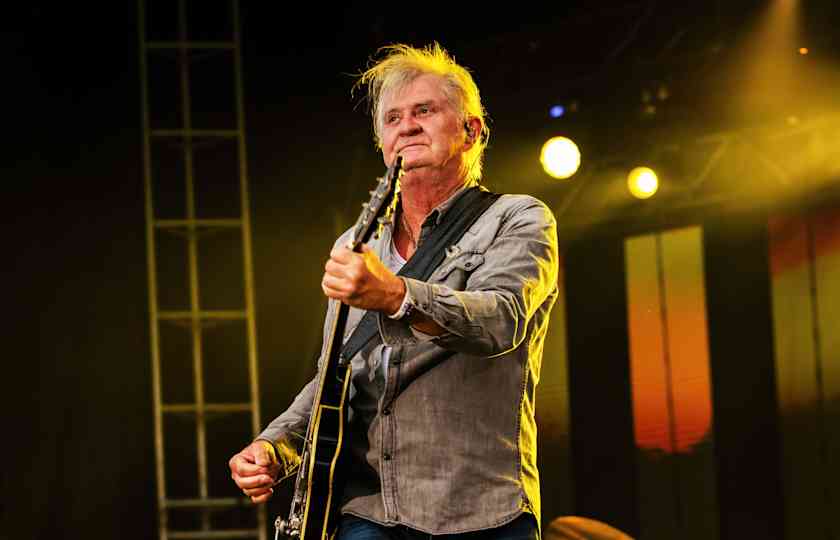 Tom Cochrane Tickets