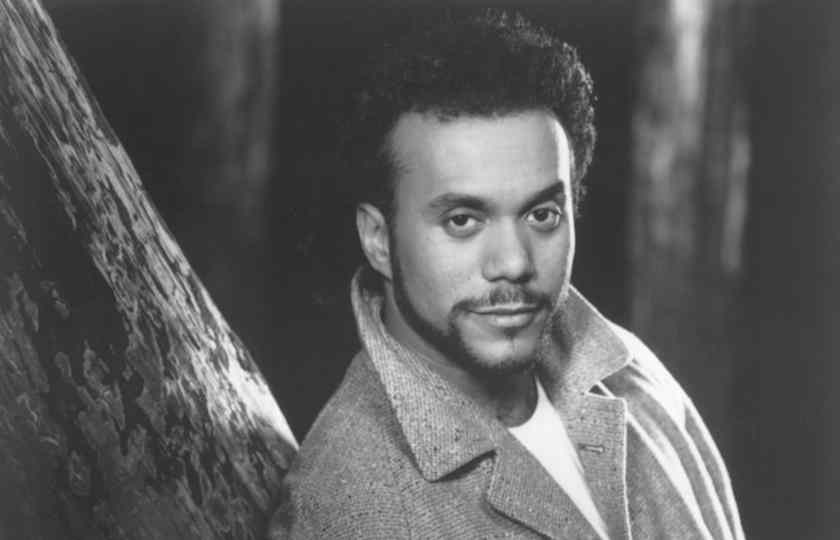 Howard Hewett Tickets