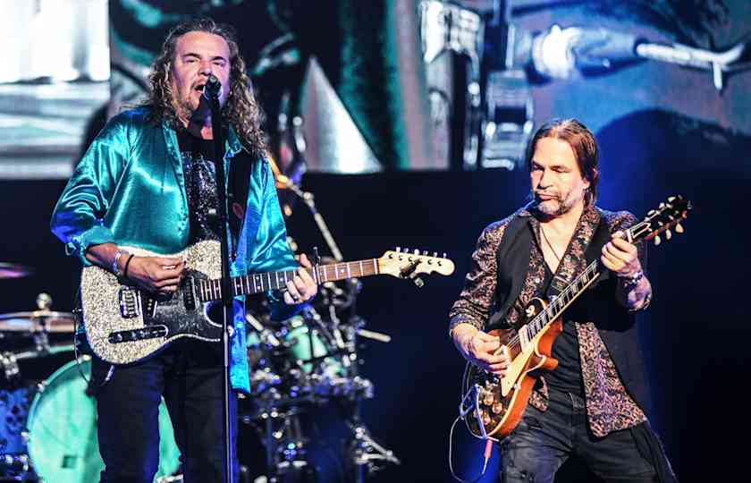 Maná Tickets Chicago – 2025 Concert Dates | StubHub