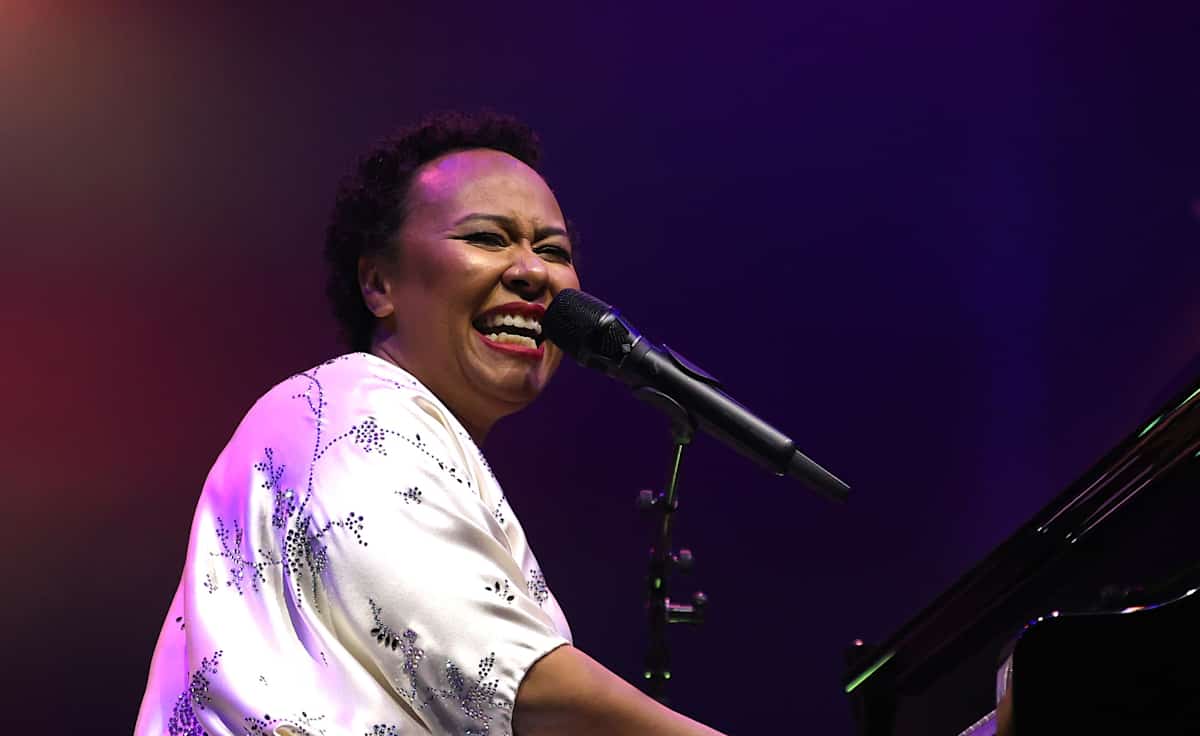 Emeli Sande Tickets | Emeli Sande Tour 2025 and Concert Tickets - viagogo