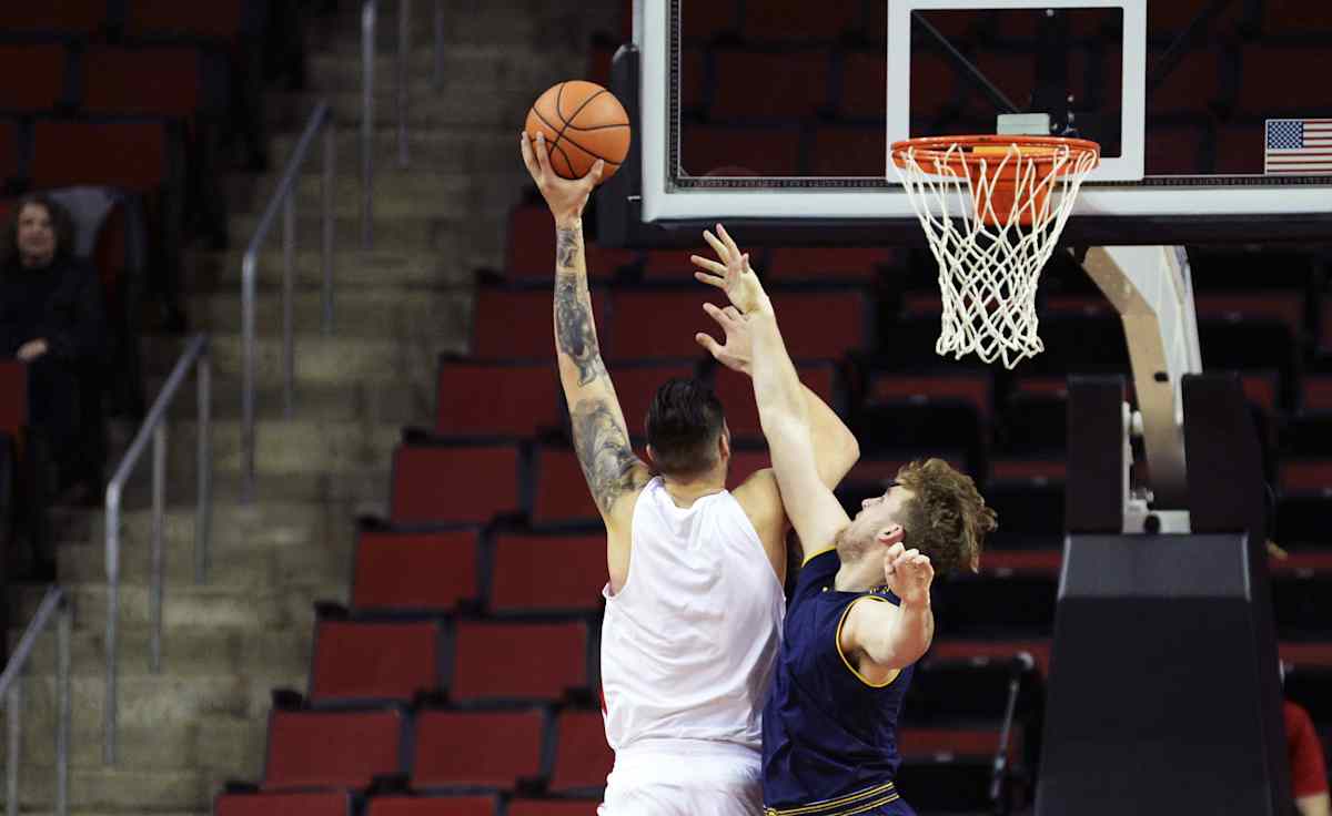 Seattle Redhawks Basketball Tickets | Buy or Sell Seattle Redhawks ...