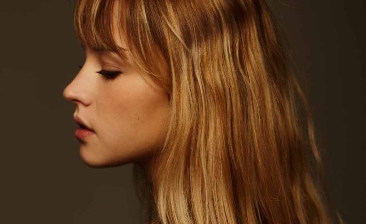 Angèle Tickets | Konzertkarten für Angèle Tour - viagogo