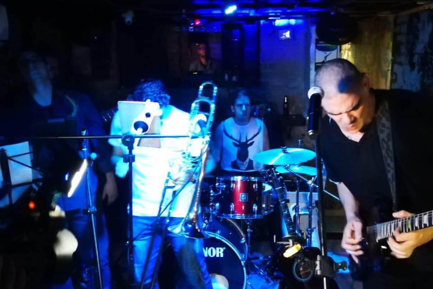 Julio Nava Tickets | Julio Nava Tour and Concert Tickets - viagogo