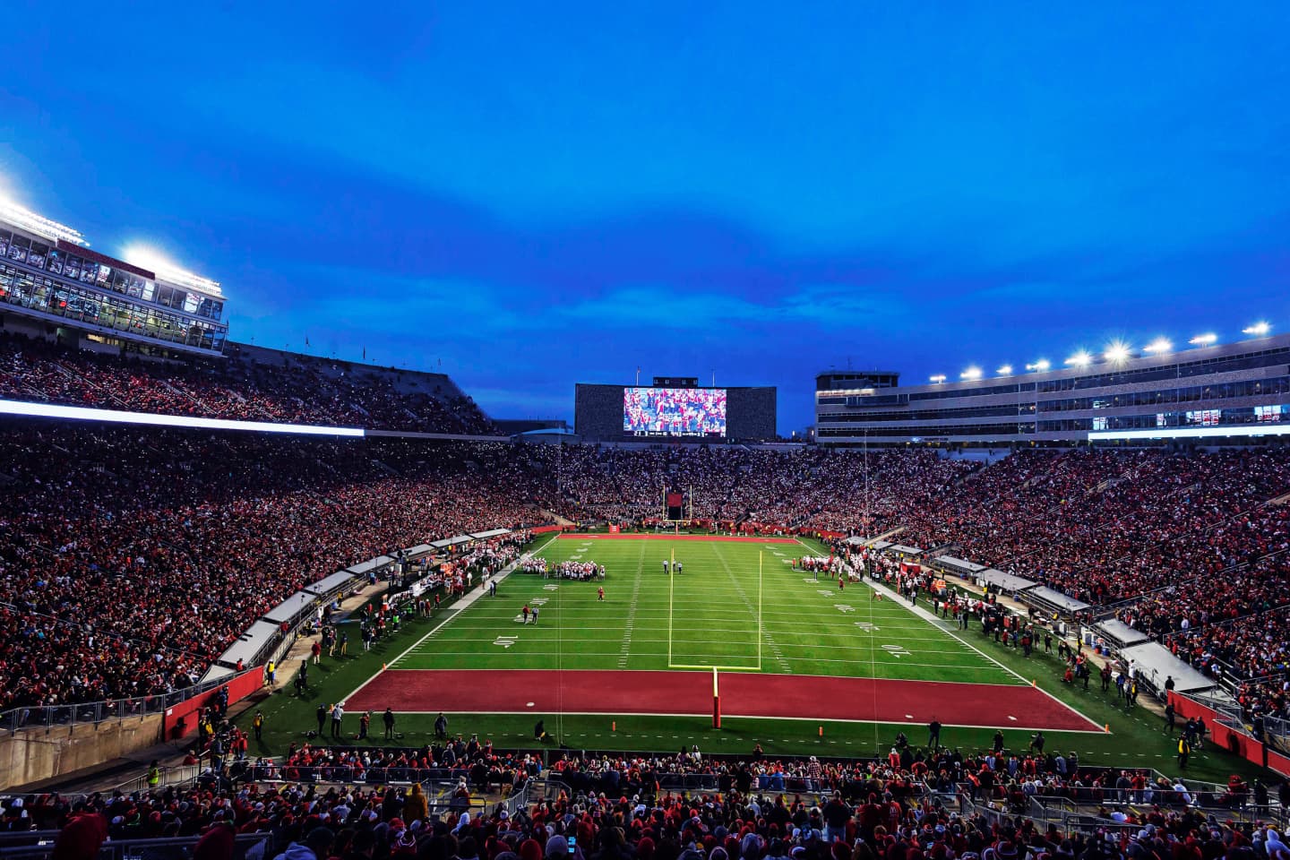 Wisconsin Badgers Football Tickets | Wisconsin Badgers Football Karten ...