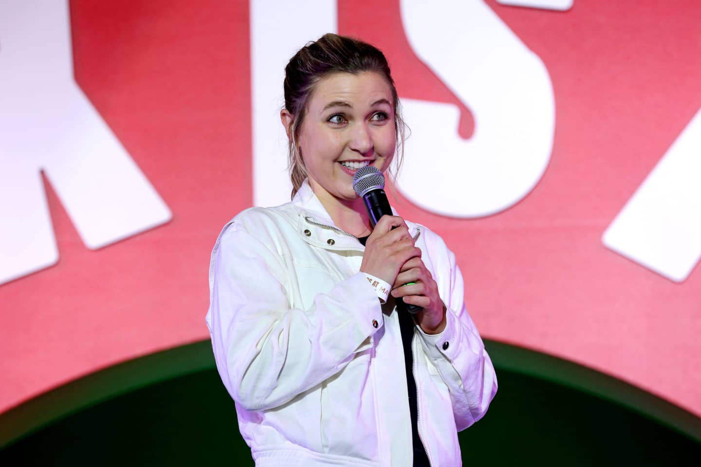 Taylor Tomlinson Tickets | Kaarten voor Taylor Tomlinson - viagogo