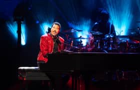 Fool In Love Festival with Lionel Richie, Diana Ross, Nile Rodgers and ...