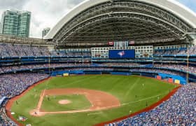 Tickets für PARKING PASSES ONLY Toronto Blue Jays at Seattle Mariners T ...