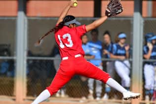 Northwestern Wildcats at Nebraska Cornhuskers Softball Bowlin Stadium ...