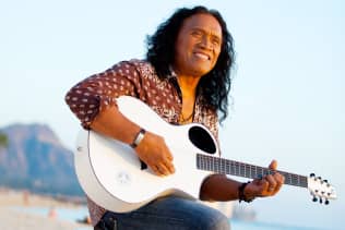 Entradas Chicago Tom Moffatt Waikiki Shell Honolulu | dom 29 sep 2024 ...