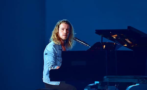 Julien Dore Tickets | Julien Dore Tour and Concert Tickets - viagogo