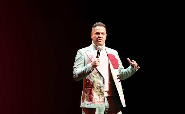 Buy Tickets for Jeff Arcuri Tour Dates - viagogo