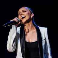 danielle bradbery tour