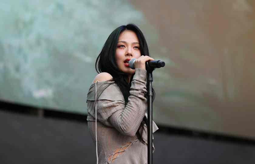 BIBI Tickets | BIBI Tour Dates 2025 and Concert Tickets - viagogo