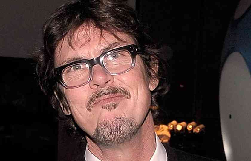 Gibby Haynes & The Paul Green Rock Academy perform The Butthole Surfers ...