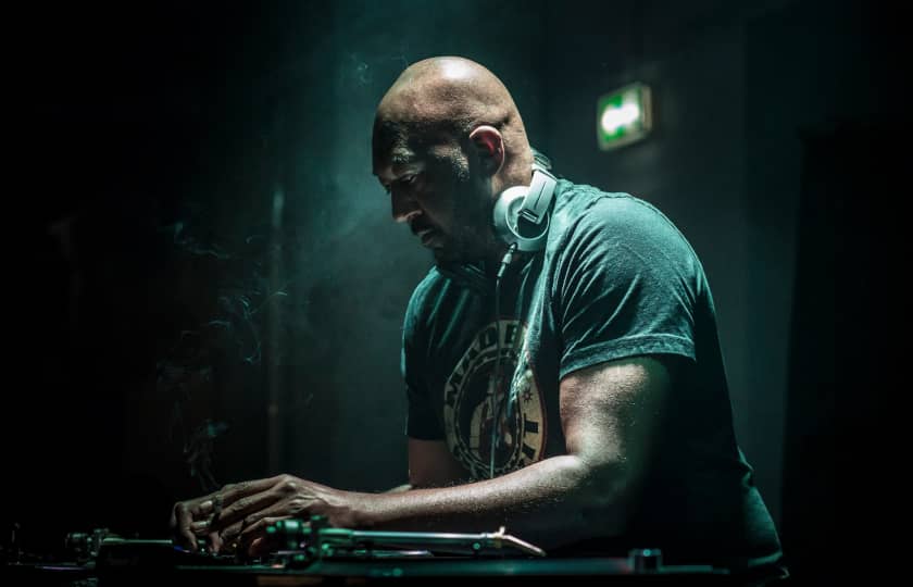 Rick Wade Tickets | Rick Wade Tour Dates 2024 and Concert Tickets - viagogo