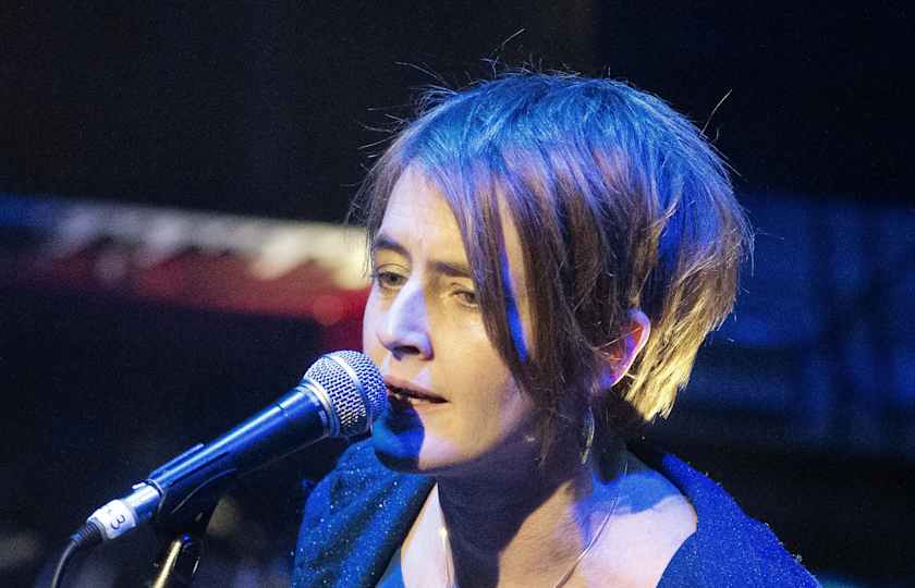 Karine Polwart Tickets | Karine Polwart Tour 2025 and Concert Tickets ...