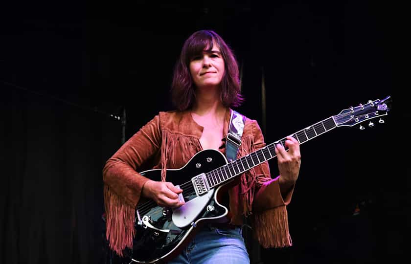 Della Mae Tickets | Della Mae Tour and Concert Tickets - viagogo