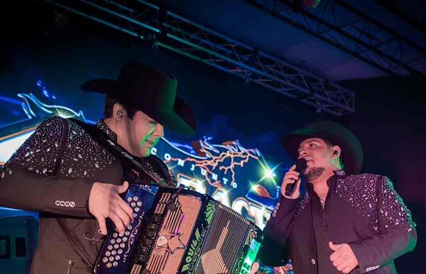 Ingressos Conjunto Azabache Vaqueros Nightclub Los Angeles | dom 20 abr ...
