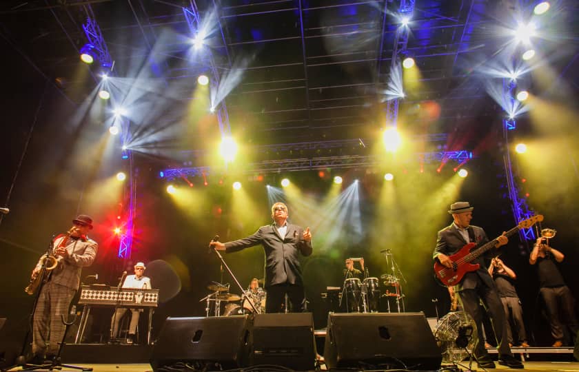 Cruel World Festival with New Order, Nick Cave & The Bad Seeds, The Go ...