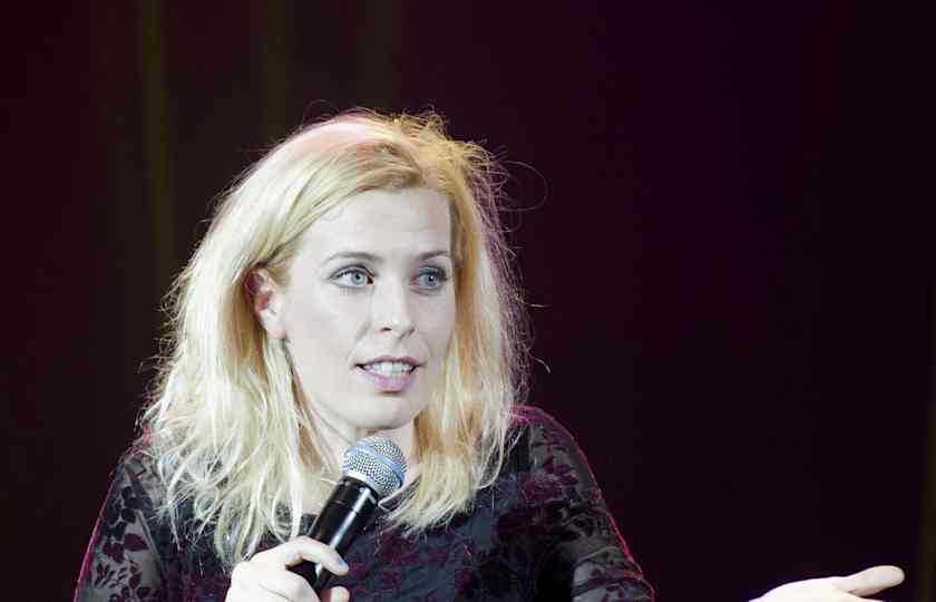 Sara Pascoe Tickets | Buy or Sell Tickets for Sara Pascoe Tour Dates ...