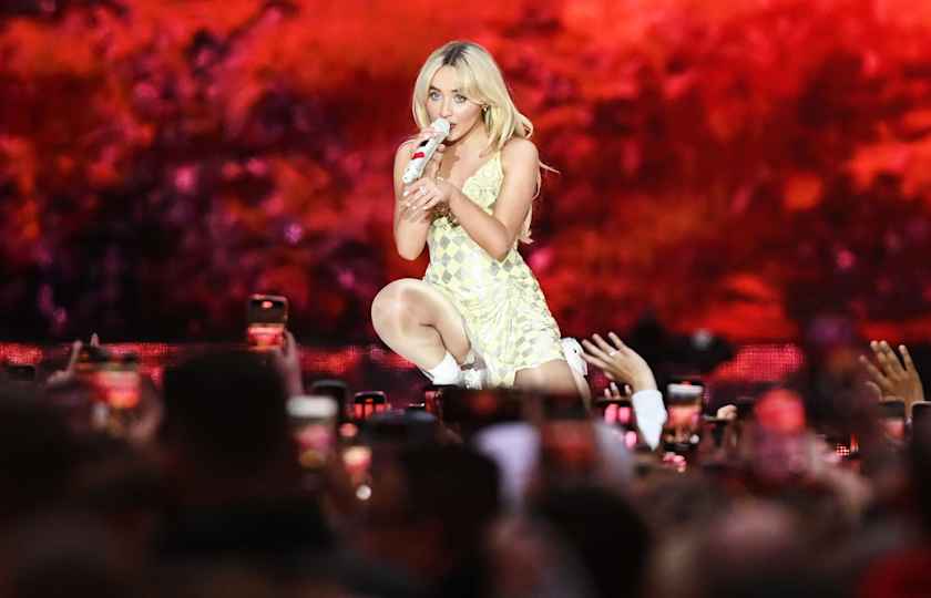 Sabrina Carpenter Tickets | Sabrina Carpenter Tour Dates and Concert ...