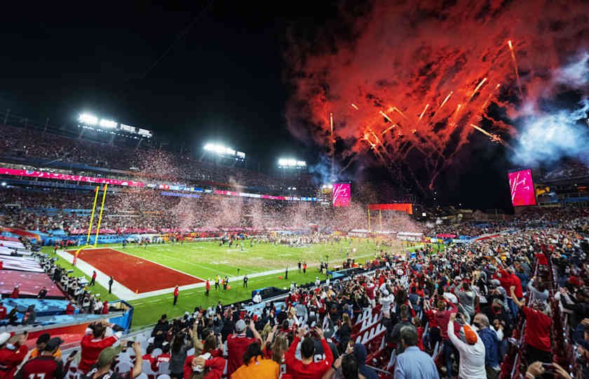 New England Patriots at Tampa Bay Buccaneers Raymond James Stadium ...