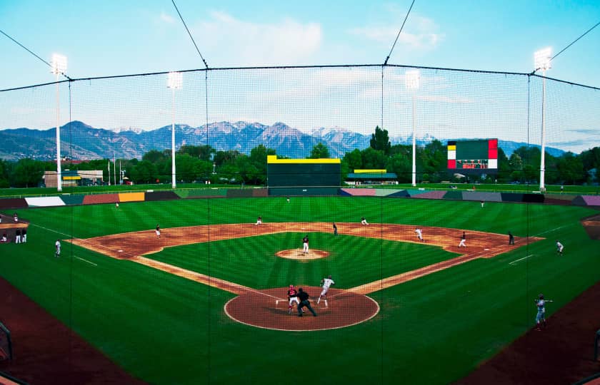 Oregon Ducks at Stanford Cardinal Baseball Klein Field at Sunken ...