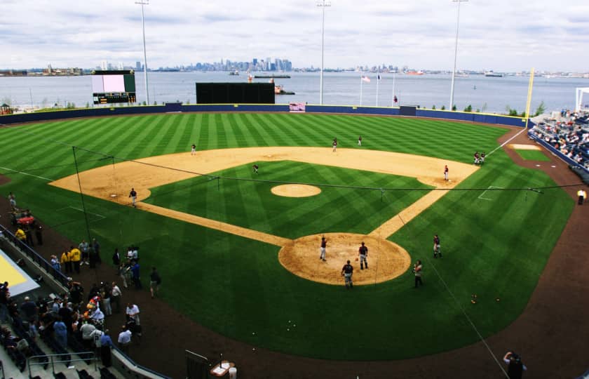 Jersey Shore BlueClaws at Hudson Valley Renegades Heritage Financial ...